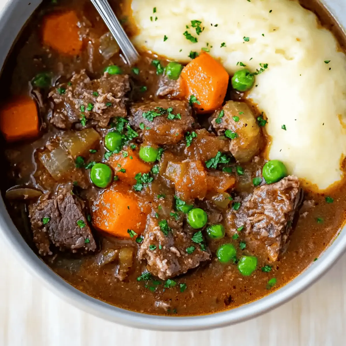 Comforting Crockpot Beef Stew Recipe for Heartwarming Meals